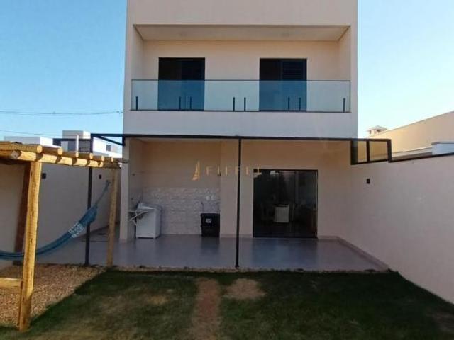 Casa à venda em Sorocaba, Condomínio Villagio Wanel, com 3 quartos, com 148 m²
