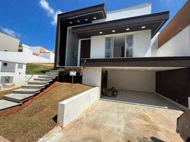 Casa à venda em Sorocaba, Condomínio Ibiti Reserva, com 3 suítes, com 259 m²