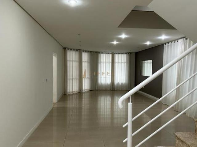 Casa à venda em Sorocaba, Condomínio Mont Blanc, com 4 suítes, com 281 m², Condomínio Mont Blanc