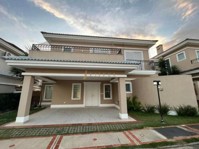 Casa à venda em Sorocaba, Condomínio Real Villas Europa, com 4 suítes, com 245 m²