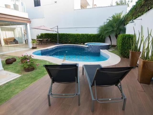 Casa à venda em Sorocaba, Condomínio Sunset, com 3 suítes, com 780 m², Condomínio Sunset