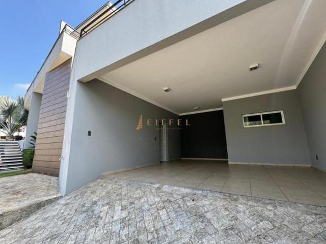 Casa à venda em Sorocaba, Aparecidinha, com 3 suítes, com 301.65 m², Condomínio Vila Azul