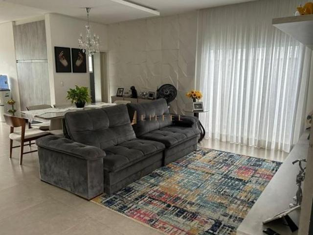 Casa à venda em Sorocaba, Jardim Novo Horizonte, com 3 suítes, com 226 m²