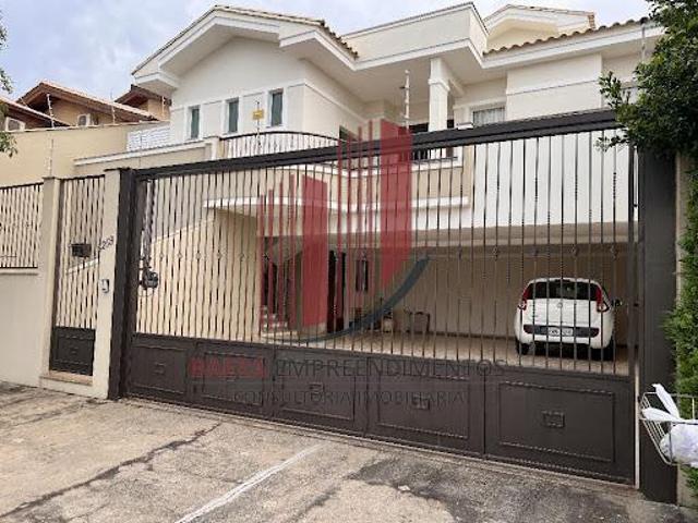 Casa à venda em Sorocaba, Jardim Pagliato, com 3 quartos, com 266.9 m²