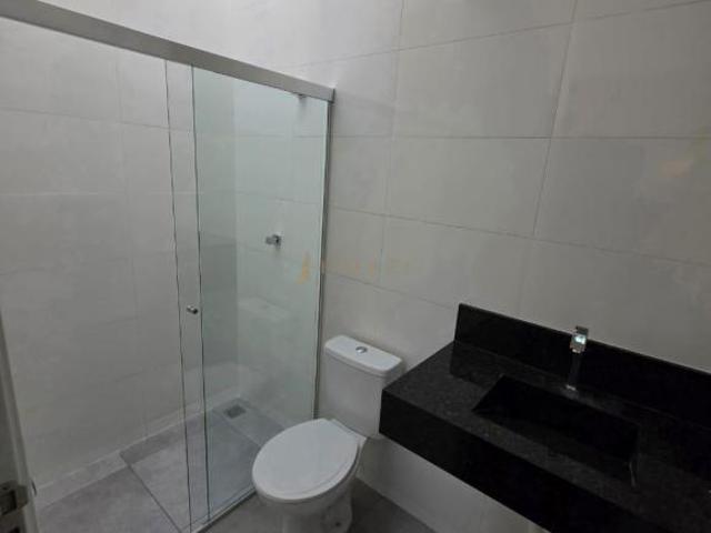 Casa à venda em Sorocaba, Jardim São Carlos, com 3 suítes, com 123 m²