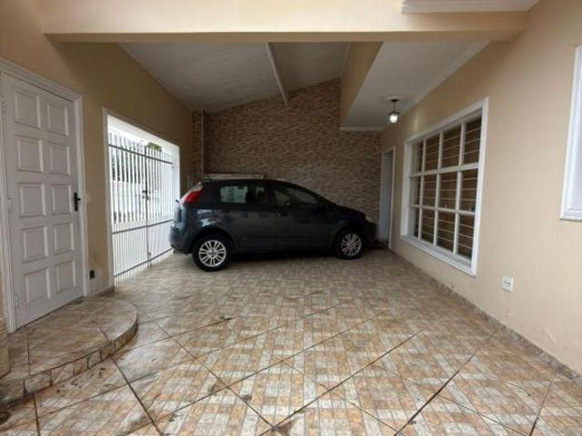 Casa à venda em Sorocaba SP, Bairro Éden: 3 quartos, 2 suítes, 2 salas, 2 vagas de garagem, 260m²