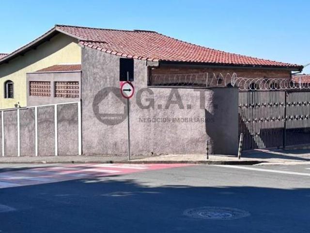 Casa à venda em Sorocaba SP, Jardim Brasilandia 3 quartos, 1 suíte, 2 salas, 2 banheiros, 4 vagas