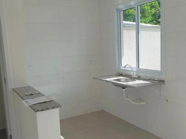 Casa à venda em Sorocaba SP, Jardim Guarujá. 2 quartos, 2 salas, 2 banheiros e 1 vaga de garagem!