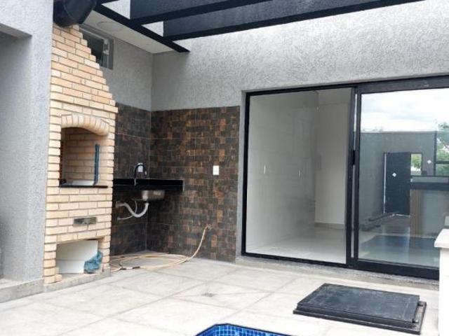 Casa à venda em Sorocaba SP, Jardim Ibiti do Paço: 3 quartos, 1 suíte, 3 salas, 2 vagas de garagem