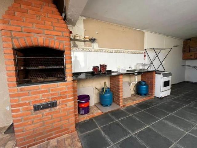 Casa à venda em Sorocaba SP, Jardim Vera Cruz: 3 quartos, 1 suíte, 2 salas, 2 banheiros, 2 vagas de
