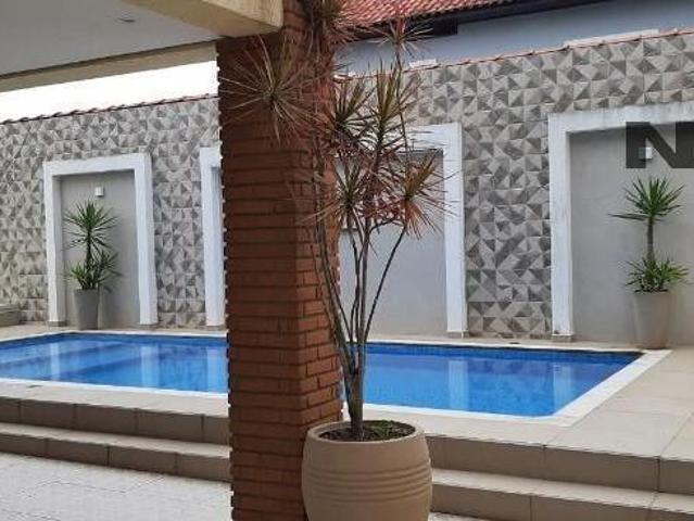 Casa à venda em Sorocaba SP: Residência de luxo com 4 quartos, 2 suítes, 2 salas, 4 vagas de garagem
