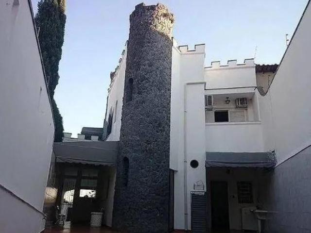 Casa à venda em Sorocaba SP, Vila Trujillo, 3 quartos, 1 suíte, 3 salas, 4 banheiros, 2 vagas, 185m²