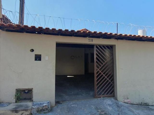 Casa à venda em Sorocaba SP, Vila Eros: 2 quartos, 1 sala, 1 banheiro, 2 vagas de garagem, 60m² de á