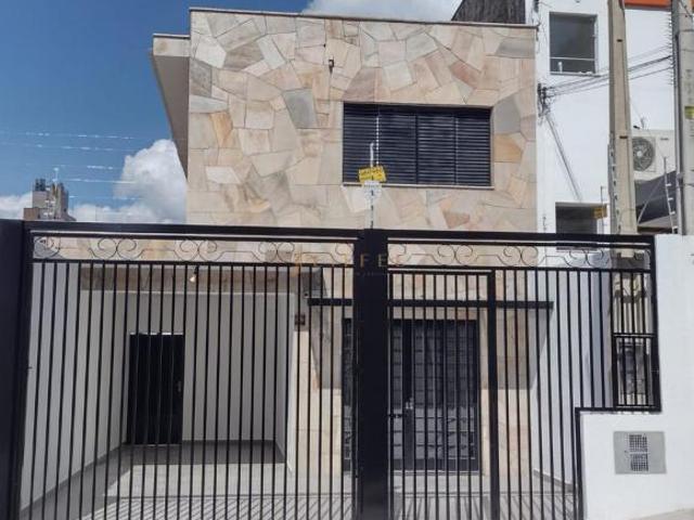 Casa à venda em Sorocaba, Vila Augusta, com 3 quartos, com 228 m²