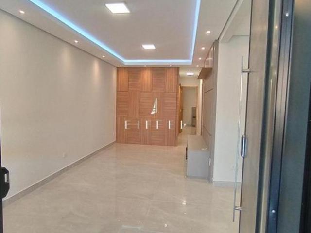 Casa à venda em Sorocaba, Vila Olímpia, com 3 quartos, com 142 m²