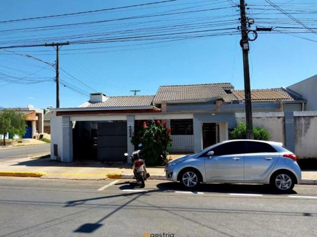 Casa à venda em Sorriso Bairro Rota do Sol — 2 quartos, 1 suíte, piscina e varanda gourmet
