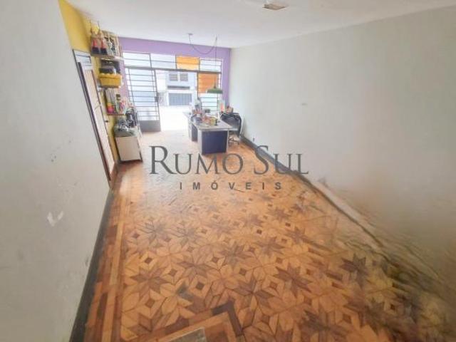 Casa à venda em Saúde