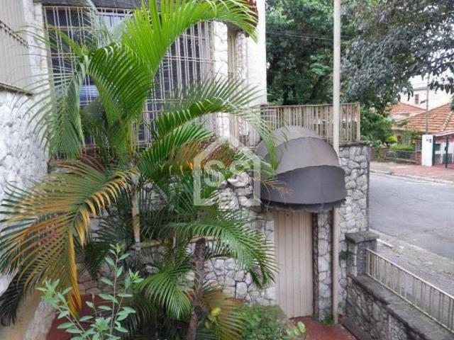 Casa à venda em Saúde