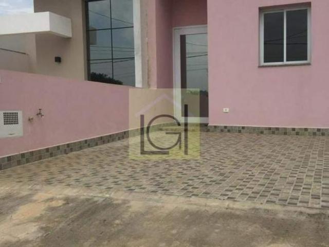 Casa à venda em Salto Jardim Guarujá | 3 suítes, 2 vagas