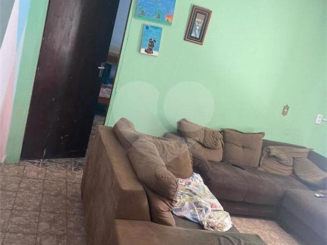 Casa à Venda em Salto JD. BOM RETIRO