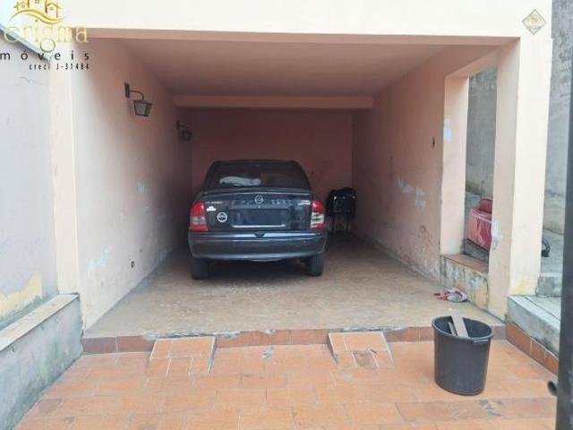 Casa à venda em Salto SP: Imóvel com 2 quartos, 1 sala, 1 banheiro, 2 vagas de garagem e 72,09 m² na
