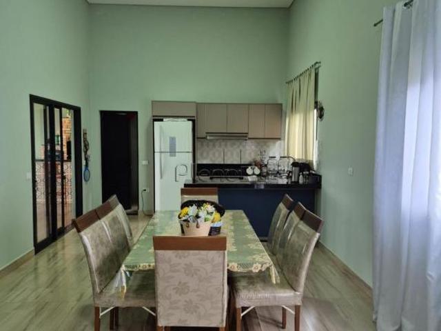 Casa à venda em Salto, Terras de Santa Izabel, com 3 quartos, com 177 m²