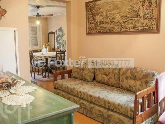 Casa à venda em Santo Antônio com 200 m², 5 quartos, 1 suíte, 2 vagas