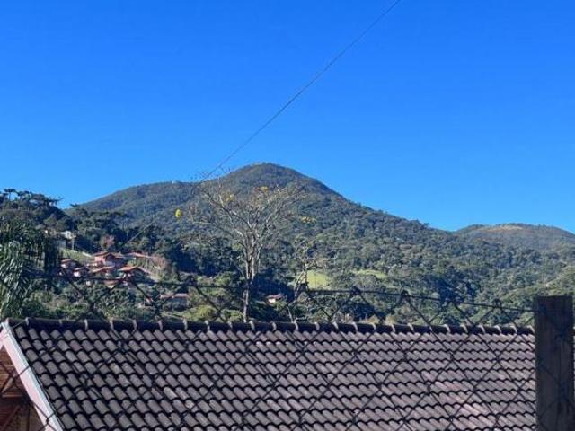 Casa a venda em Santo Antônio do Pinhal, 1,5km do centro, OPORTUNIDADE