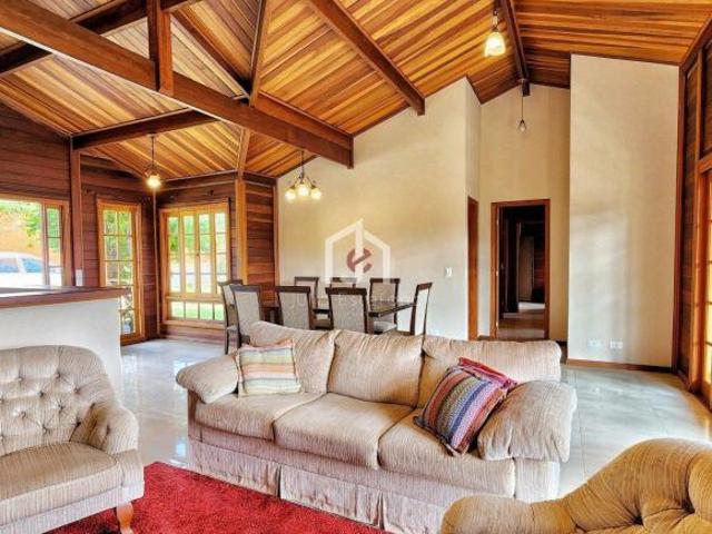 Casa à venda em Santo Antônio do Pinhal