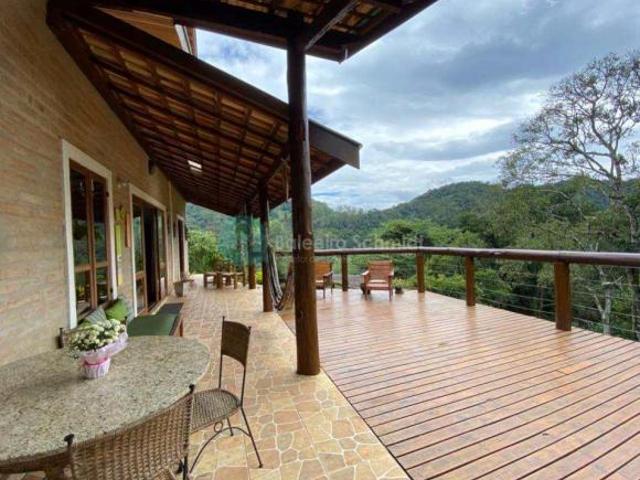 Casa a venda em Santo Antonio do Pinhal