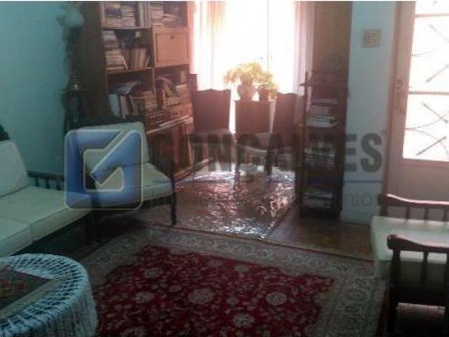 Casa à venda em Santo Antônio, São Caetano do Sul – 2 quartos, 4 vagas
