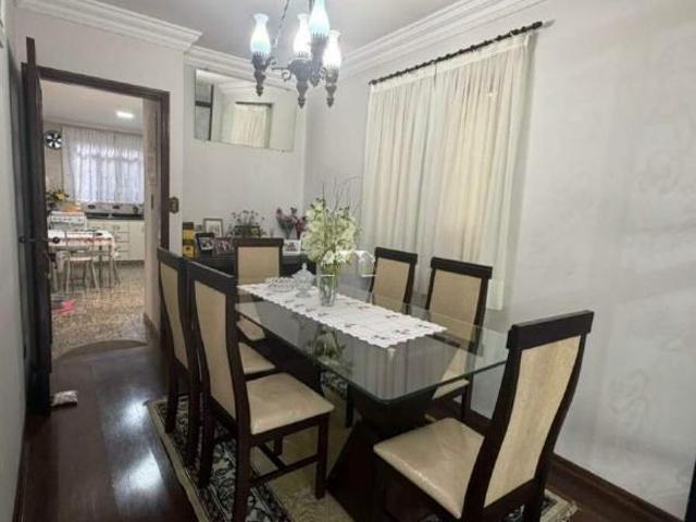 Casa à venda em Santo André Bairro Bangú | 3 quartos 2 suítes | 4 vagas | R$ 950.000