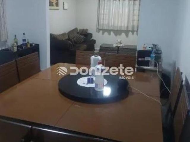 Casa à venda em Santo André Bairro Santa Maria, 245 m², financia e aceita permuta
