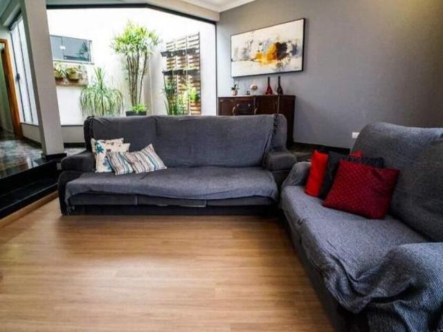 Casa à venda em Santo André na Vila Assunção 3 suítes, 5 vagas, mobiliada