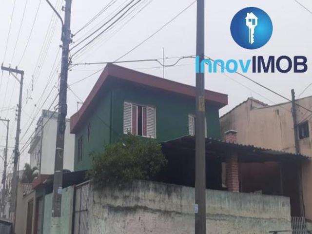 Casa à venda em Santo André SP: 3 quartos, 1 sala, 2 banheiros, 2 vagas de garagem no Jardim do Está