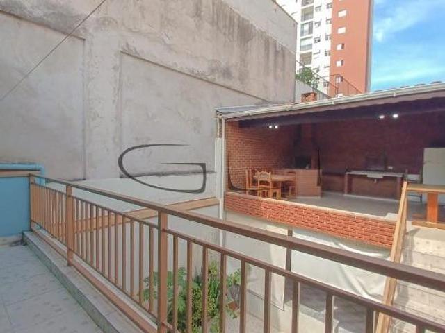 Casa à venda em Santo André SP: 3 quartos, 2 suítes, 5 banheiros, 2 vagas, 229 m² no Jardim Jamaica