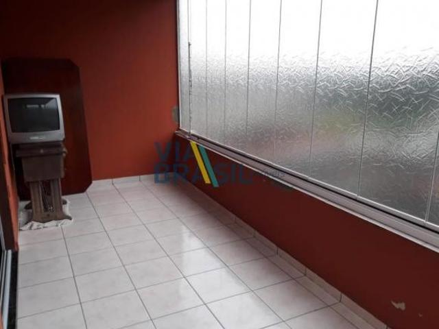Casa à Venda em Santo André SP: 2 Quartos, 1 Sala, 2 Banheiros, 2 Vagas de Garagem Imperdível!