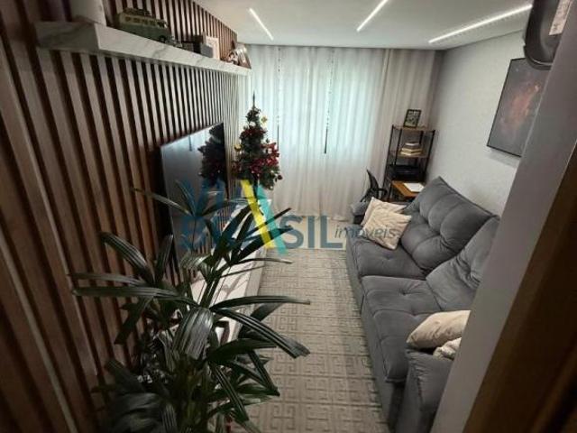 Casa à venda em Santo André SP, bairro Campestre: conforto, praticidade e localização privilegiada!