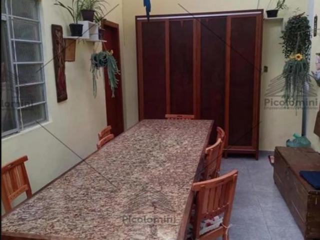 Casa à venda em Santo André SP, bairro Carrão 3 quartos, 4 banheiros, 3 vagas, 264m² de área!