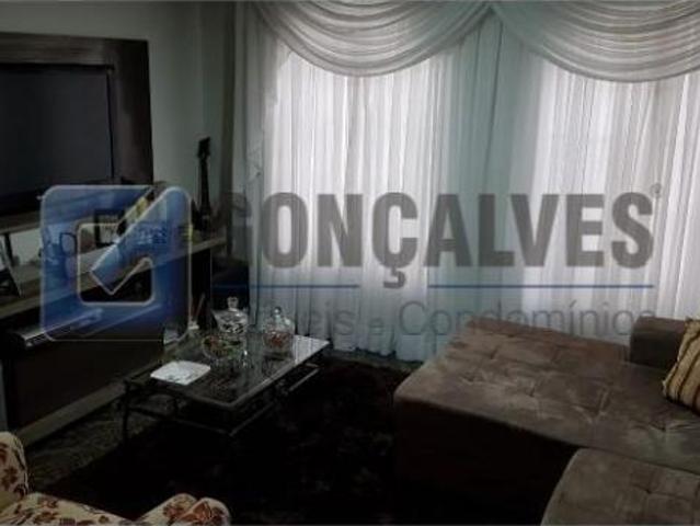 Casa à venda em Santo André Parque Jaçatuba – 2 dorms, 1 suíte, 2 vagas