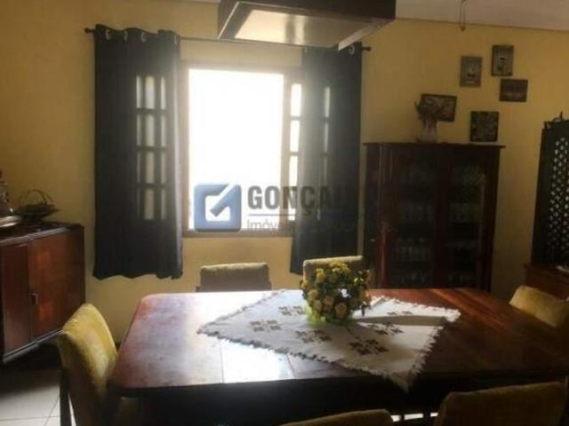 Casa à venda em Santo André Vila Alice 3 quartos, 1 suíte, 3 vagas