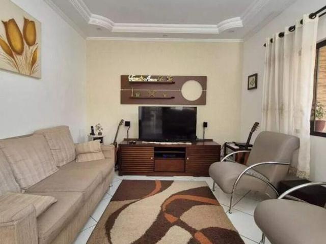 Casa à venda em Santo André Vila Helena – 3 quartos, 1 suíte, 2 vagas | Financiamento facilitado
