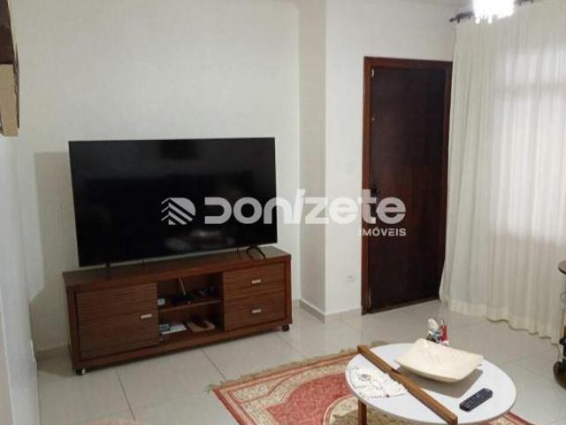Casa à venda em Santo André Vila Scarpelli | 3 dorms, 1 suíte, 2 vagas
