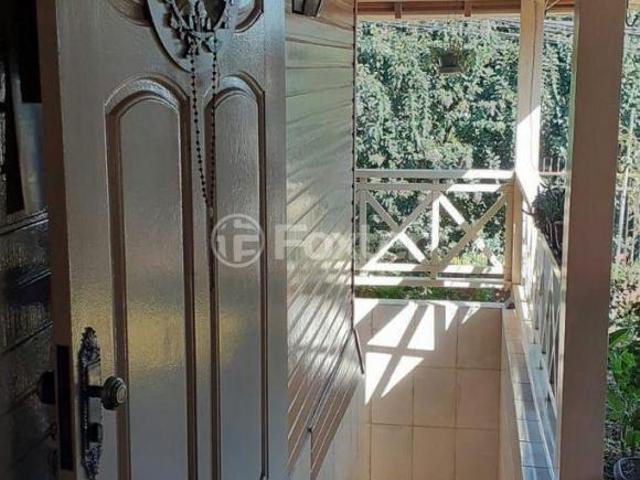 Casa à venda em Santo Inácio com 193 m², 3 quartos, 3 vagas