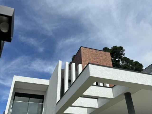 Casa à venda em Santo Inácio