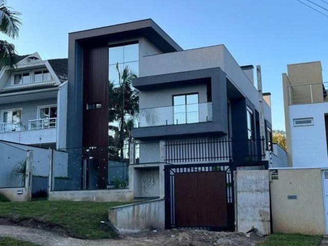 Casa à venda em Santo Inácio