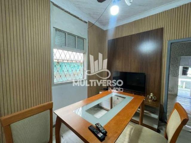 Casa à venda em Santos Marapé – 3 quartos, quintal, 2 vagas, 160 m² internos e 208 m² externos