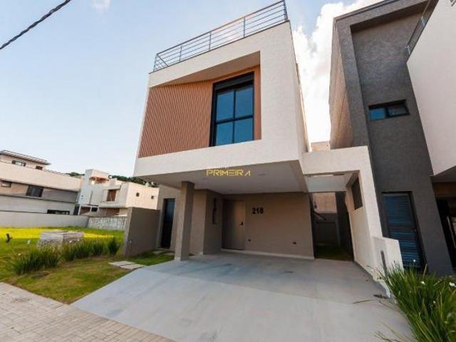 Casa à venda em Santa Cândida