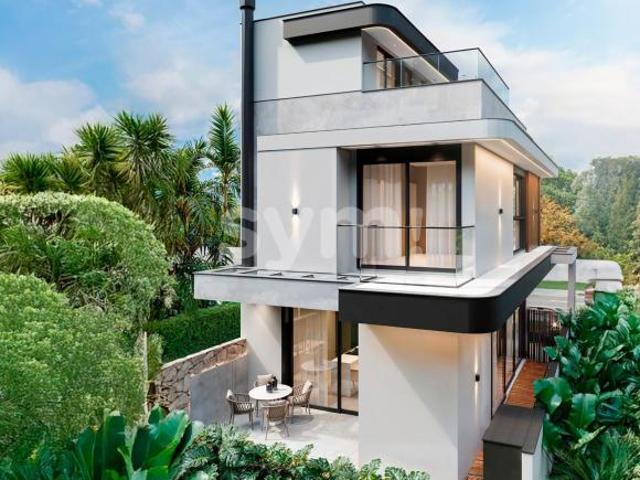 Casa à venda em Santa Cândida
