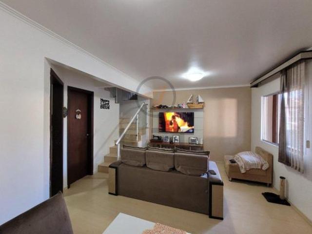 Casa à venda em Santa Cândida